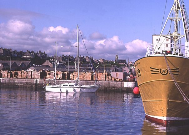 buckie-harbour-six-harbour-walk